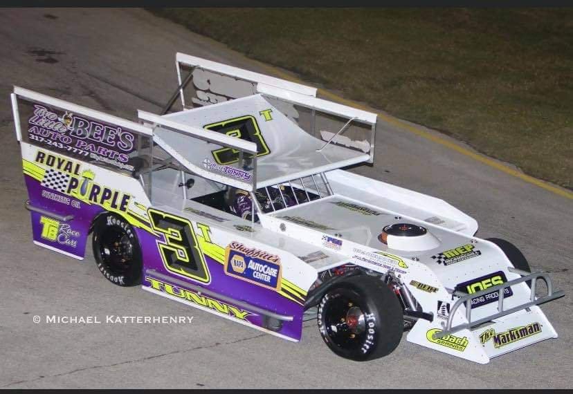 Mark Tunny wins the Outlaw Figure 8 Feature at Showtime Speedway