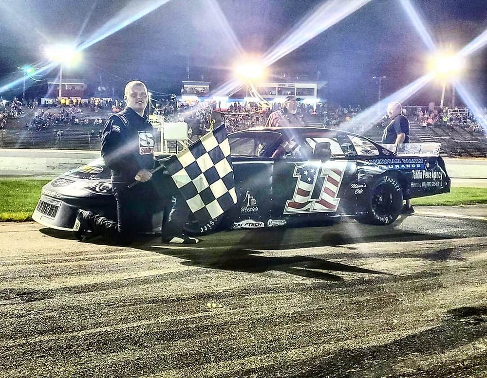 Bobby Kendall wins the Super Late Model Feature at Wisconsin ...