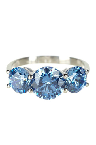 Three Stone Blue Solitaire Ring | flawless