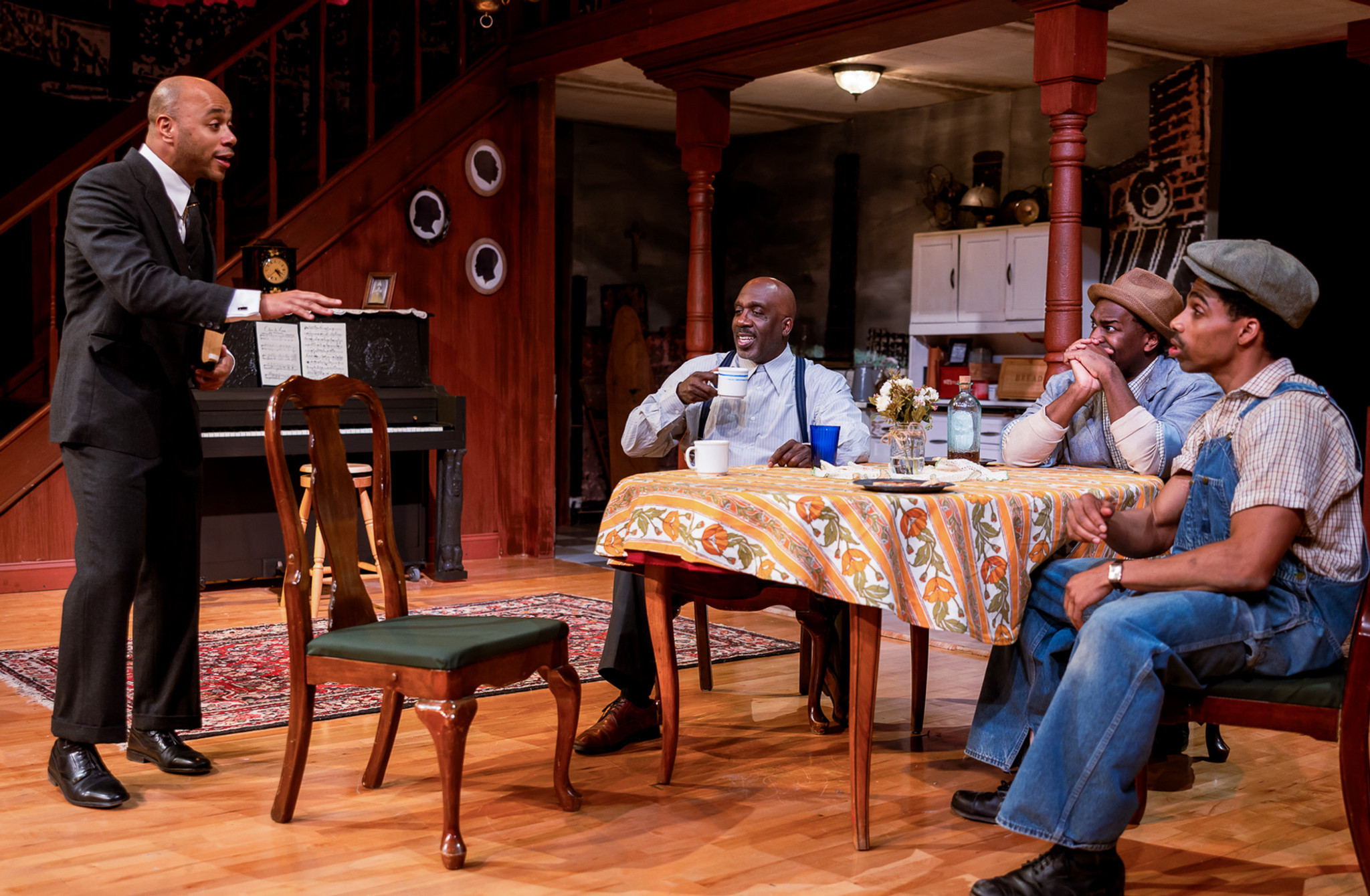 Props | THE PIANO LESSONS