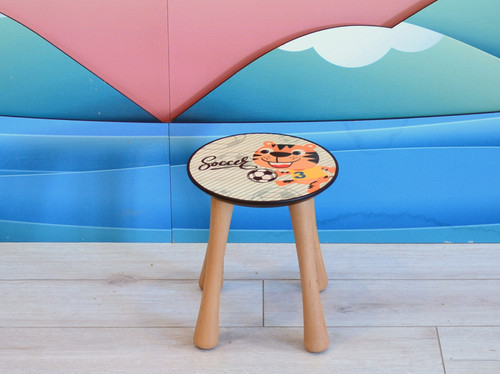 SOCCER STOOL | Popcorn Kids