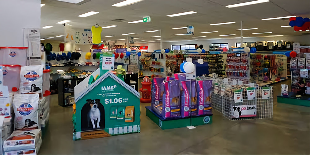 Shopping at Pet Stores - A Helpful Guide