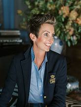 HOME | SIMPLY QUARTERED