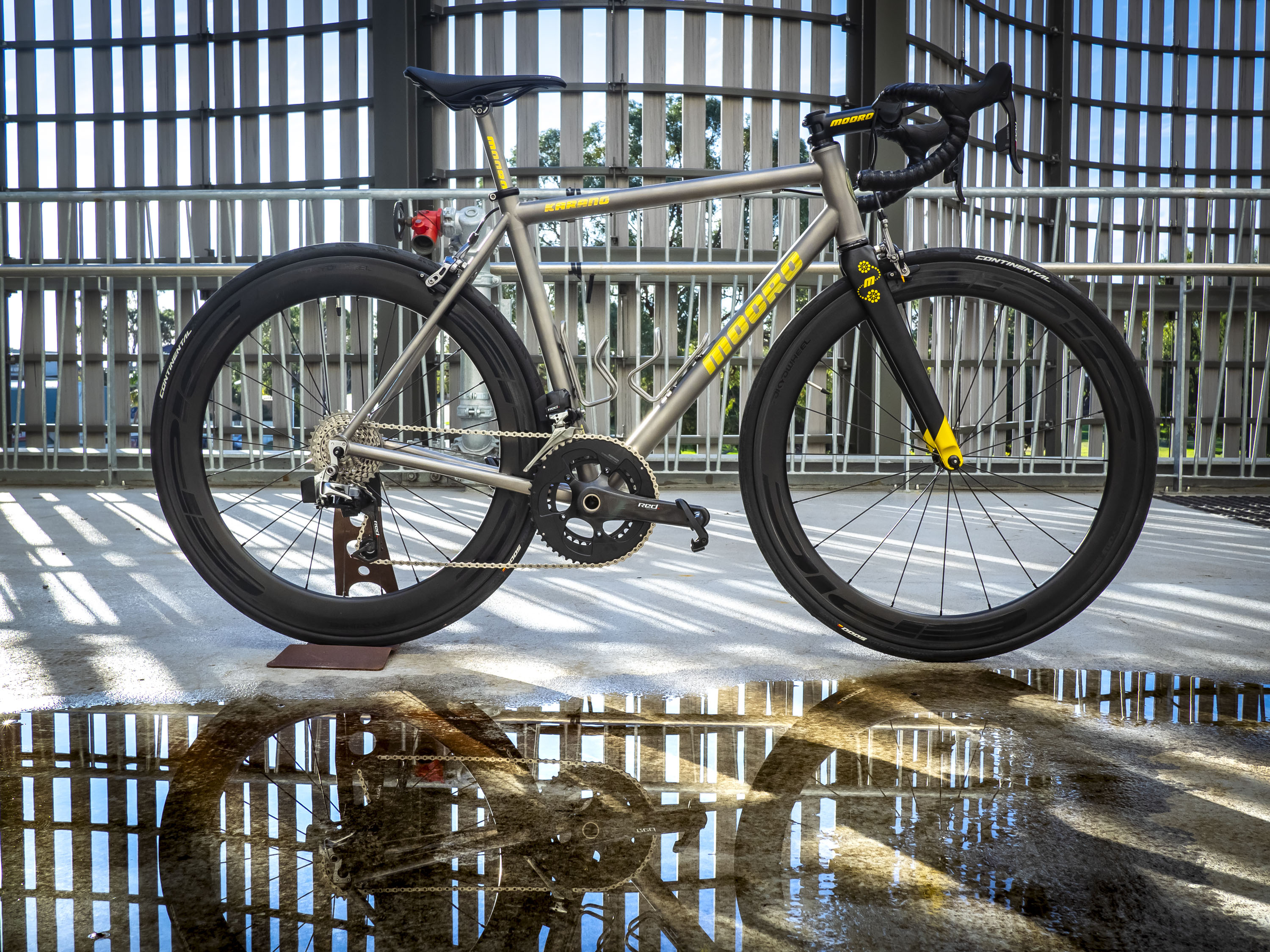 Mooro Cycles - Custom titanium bicycle frames handmade in Australia