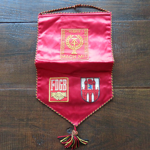 Pennant DDR More Beautiful Our Cities And Communities | Propagandaworld