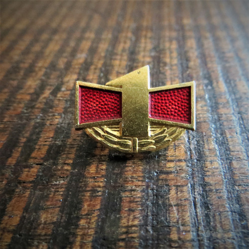 Pin DDR Red Edition | Propagandaworld