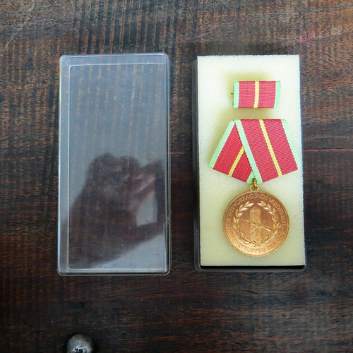 Medal DDR Bordertroops Of The DDR Gold | Propagandaworld