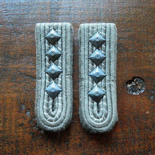 Various DDR Army Epaulet Staff First Ensign | Propagandaworld