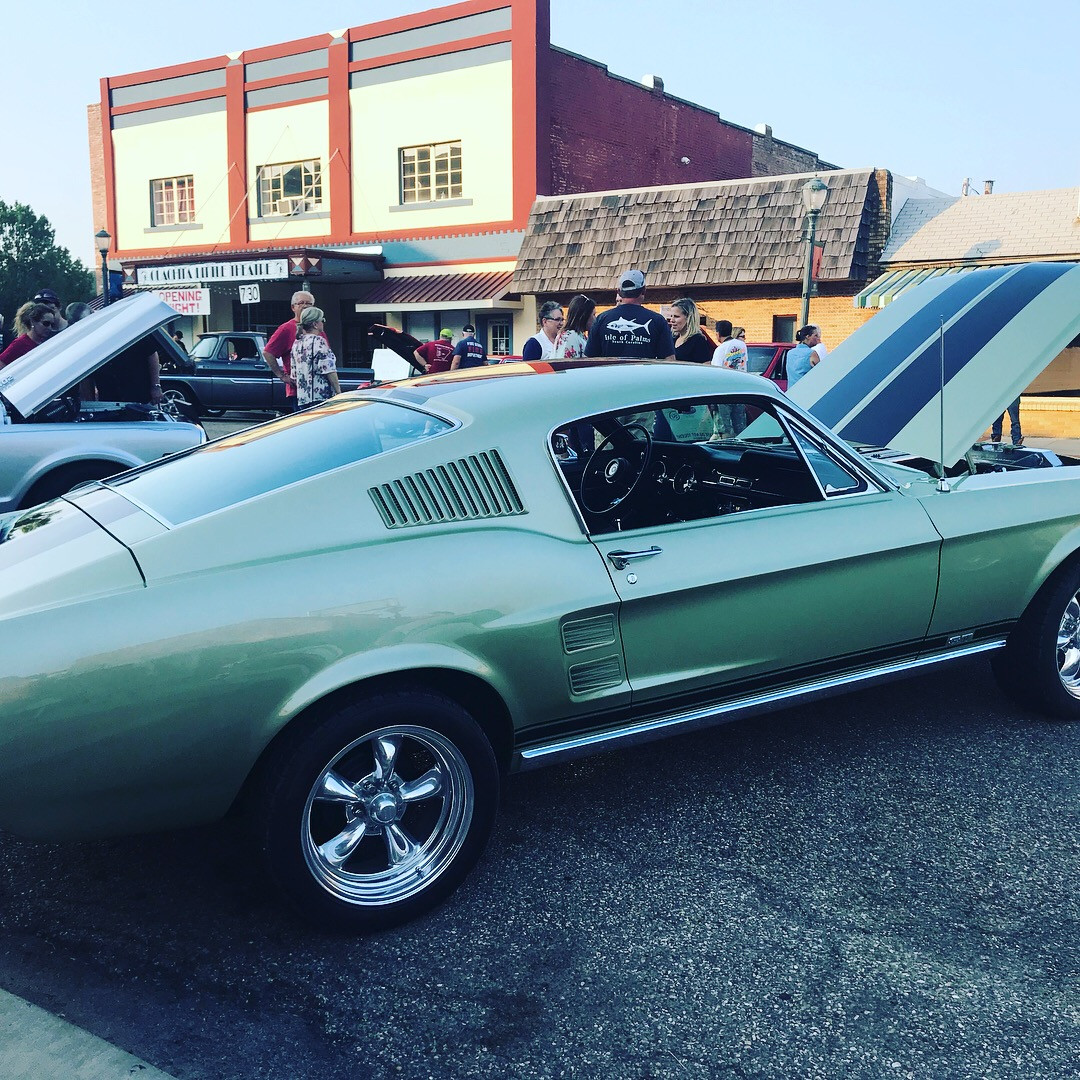 Car Show | Queen Wilhelmina Rod Run