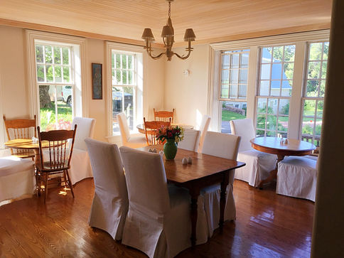 Accommodation In Prince Edward Island | PE | Farmhouseinnpei