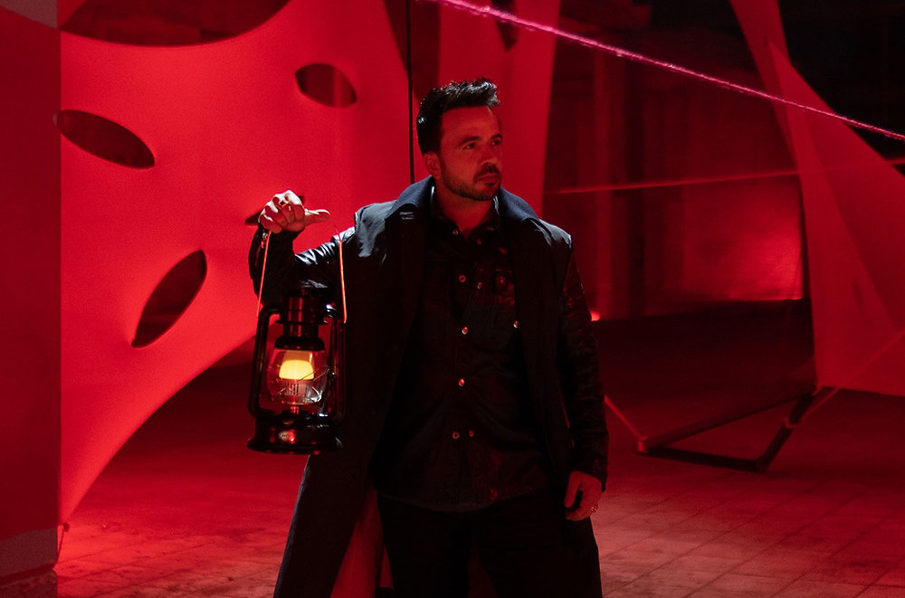 LUIS FONSI ESTRENA SU NUEVO SENCILLO Y VIDEO "NUESTRA BALADA"