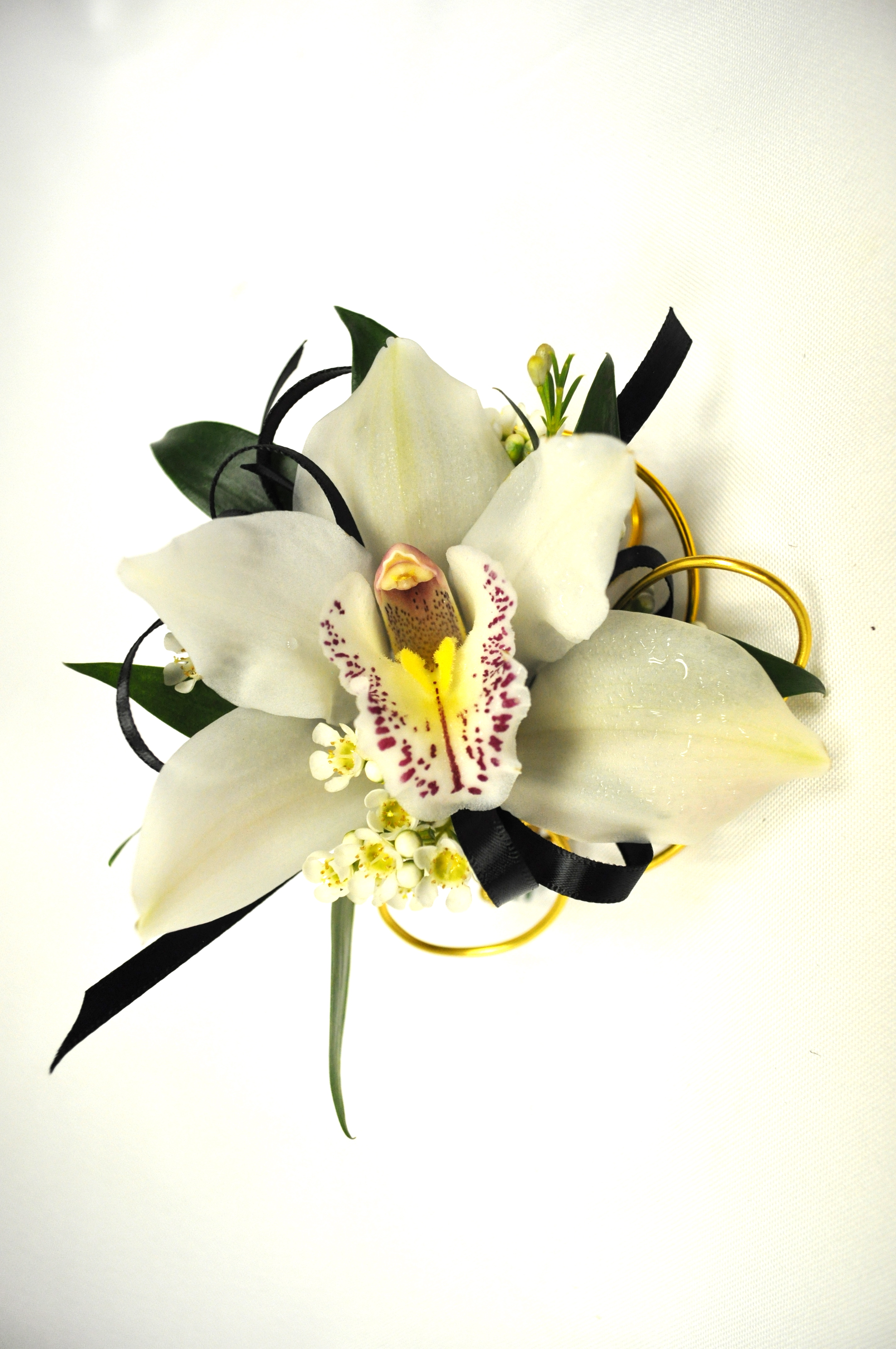 Graduation Boutonnieres and Corsages- CREATIVE EDGE FLOWERS NE CALGARY