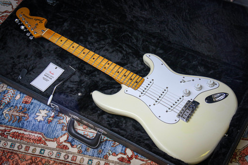 FENDER USA Vintage Stratocaster *Refinish "Olympic White + Maple" (1974 ...