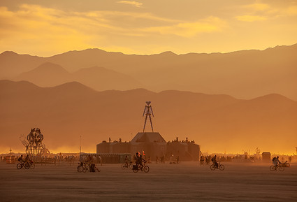 Edith Graves / Art Advisor