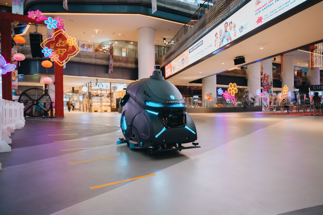 LionsBot USA | Professional Commercial Cleaning Robots