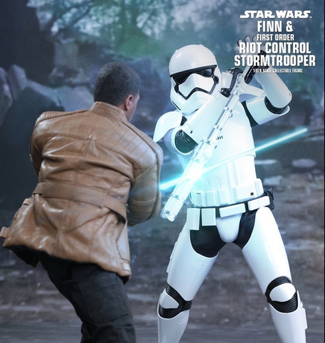 Finn and First Order Riot Control Stormtrooper - Star Wars - Hot Toys ...