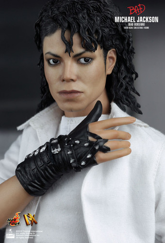 Michael Jackson - Bad - Hot Toys | Medicom Toy Store