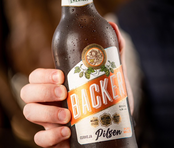 Backer Pilsen | Cervejaria 3 Lobos | Cerveja Artesanal