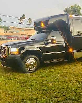 La Chiva Puerto Rico - Guaguas Para Chinchorrear