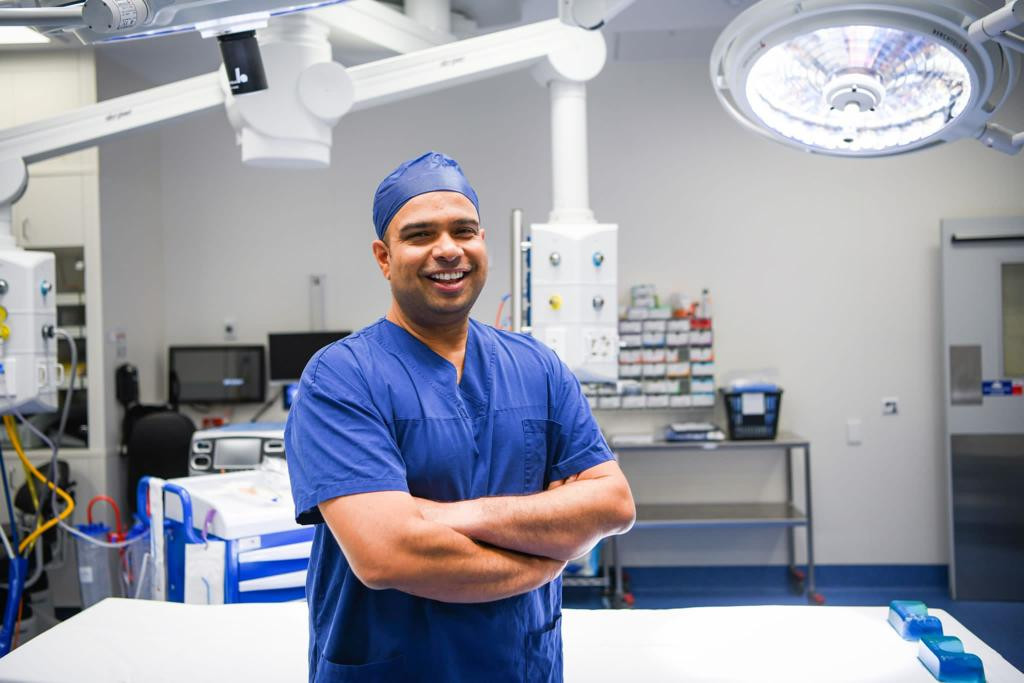 Leading Australasian Brain & Spine Surgeon | Ameya Kamat