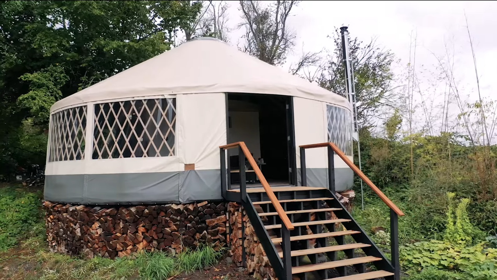 Amazing Yurt Tiny house