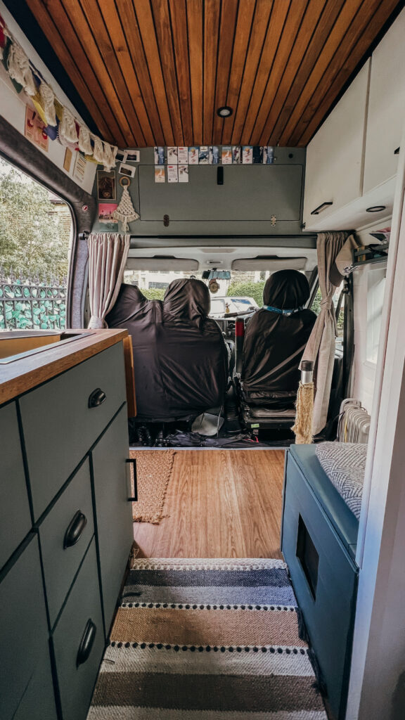 Van Life Comfort and Independence: A Deep Dive into the Ford Transit ...