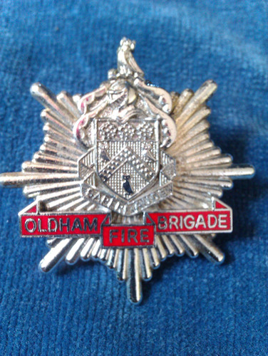 Oldham Fire Brigade 1948-74 Coat Of Arms Cap Badge | jsf-collectables