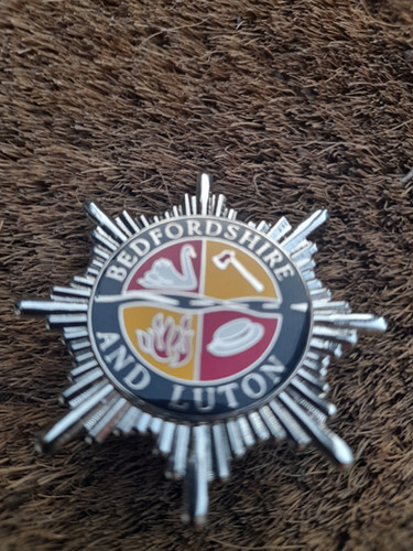 Bedfordshire & Luton Fire & Rescue Service 2008 To 2012 Cap Badge | jsf ...
