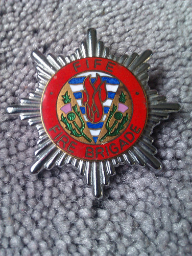 Fife Fire Brigade 1948 to 1975 Cap Badge | jsf-collectables