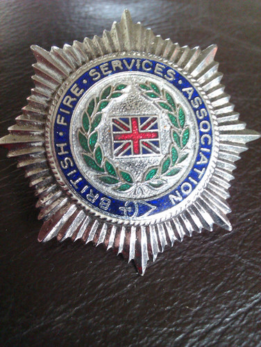 British Fire Service Association 1949 2ndPattern Enamel Cap Badge | jsf ...