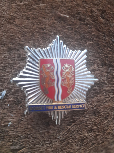 Dorset Fire & Rescue Service 1998 To 2016 Cap Badge | jsf-collectables