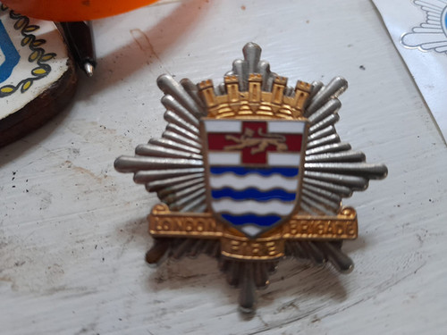 LCC London Fire Brigade 1952 to 1965 Cap Badge | jsf-collectables