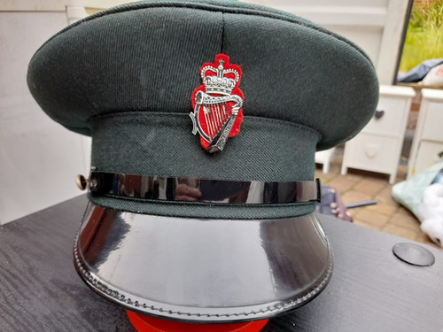 Royal Ulster Constabulary Peaked Hat MINT 1953 To 2001 | jsf-collectables