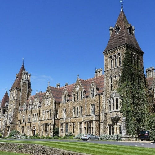 10 OF ENGLAND’S PRESTIGIOUS SCHOOLS AND COLLEGES YOU DIDN’T KNOW YOU ...