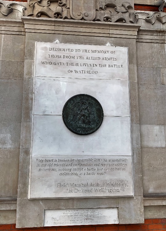 17 THINGS TO SEE OR DO AT WATERLOO STATION, LONDON