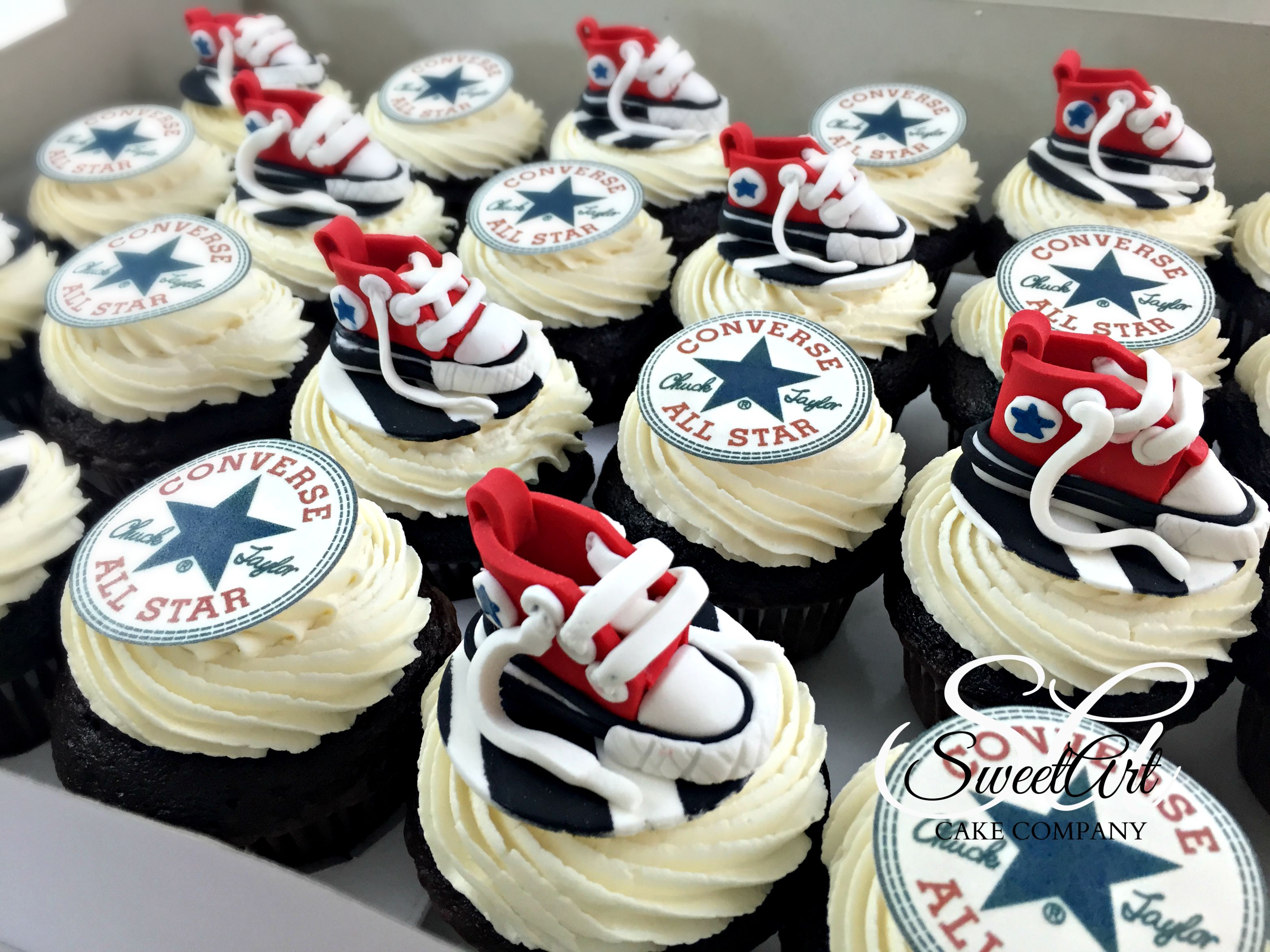 Cupcakes from SweetArt Cake Company