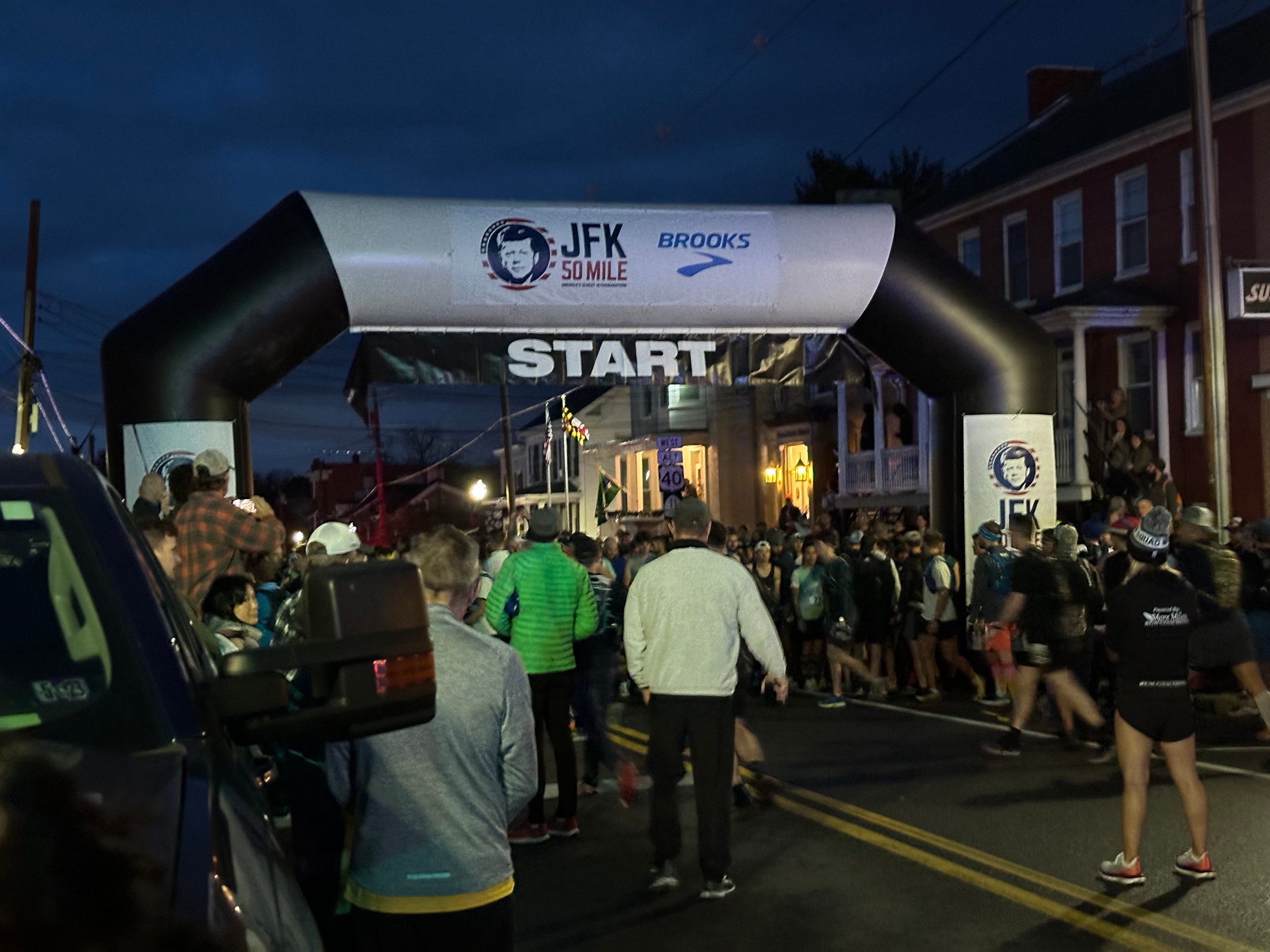 Top 5 Questions to Help Set Your 2024 Running Goals