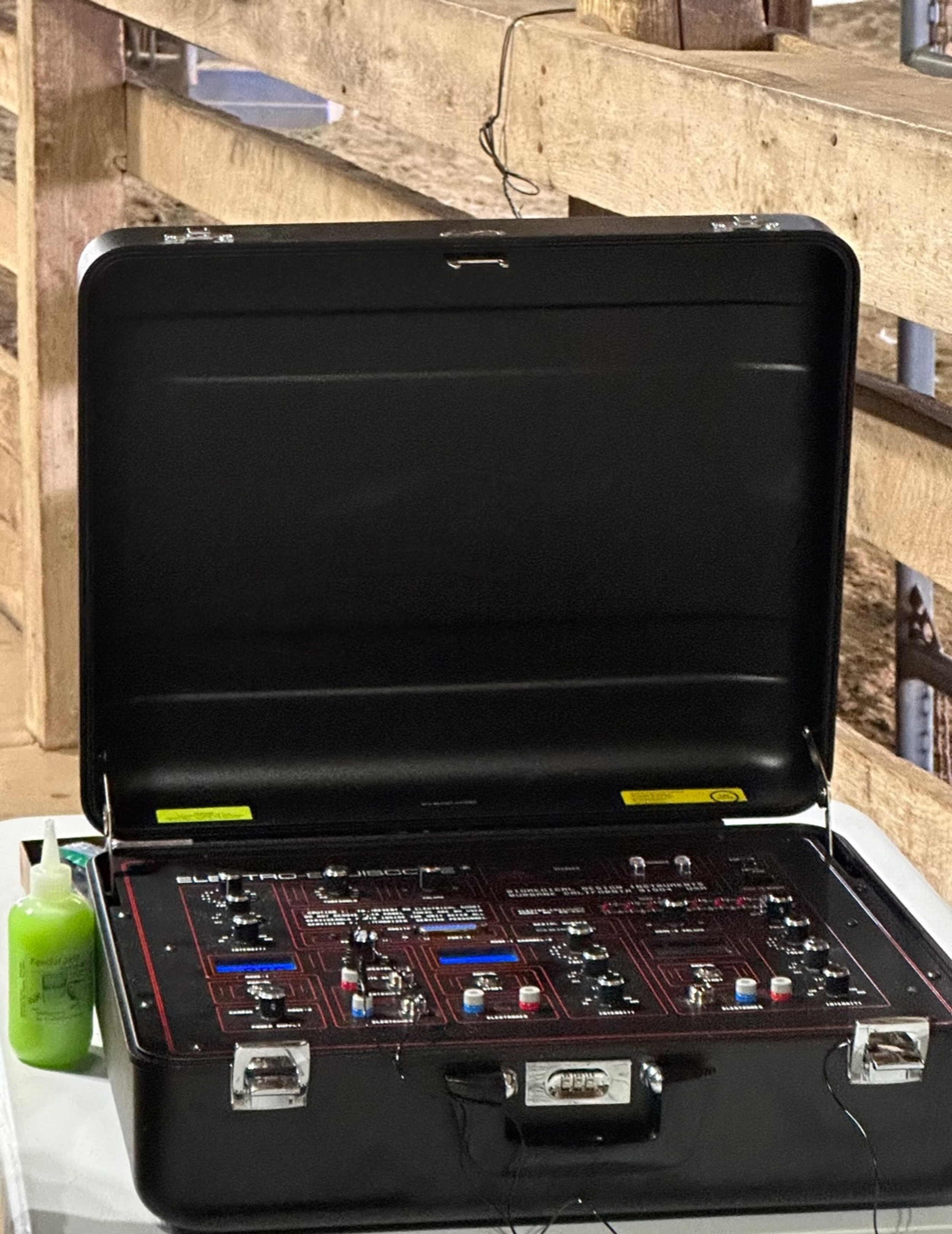 Electro-Equiscope Treatment | Cappel Horse Training, Shoeing & Farrier ...