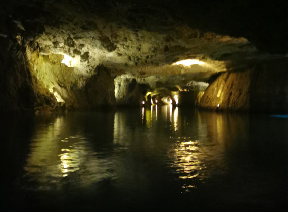 The Largest Underground Lake In Europe Takeawayscripts the-largest-underground-lake-in-europe-takeawayscripts