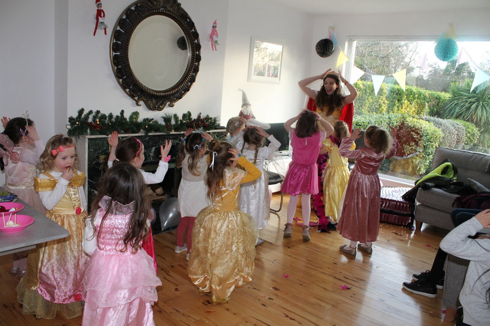 The Kids Entertainment Agency | Kids Party Entertainers
