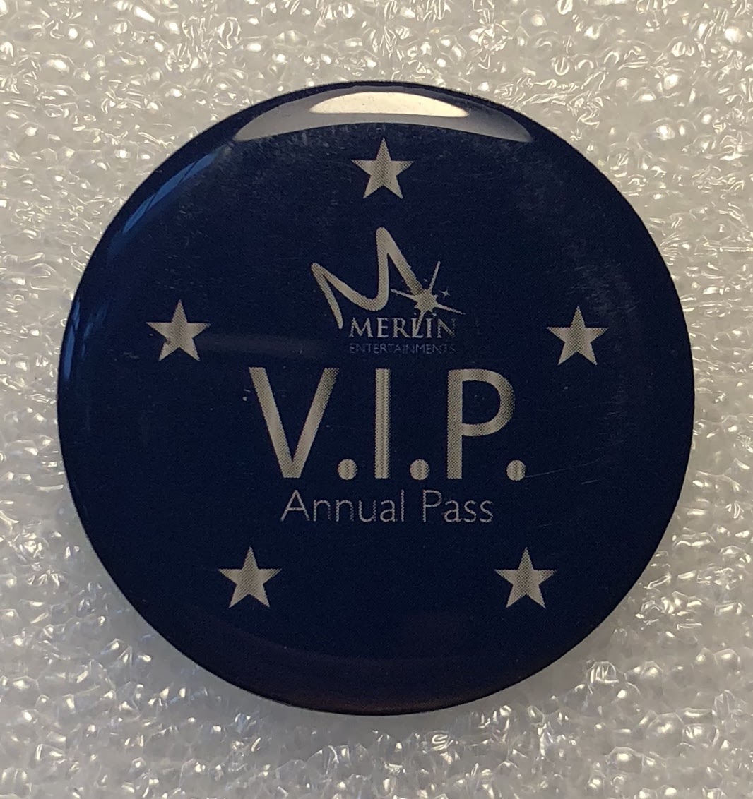 Passholder Pins | pincollector