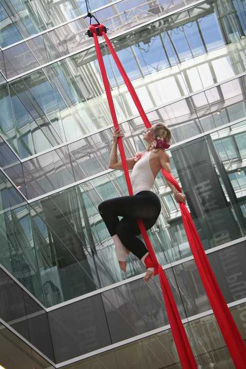 Incredible aerial silks performances