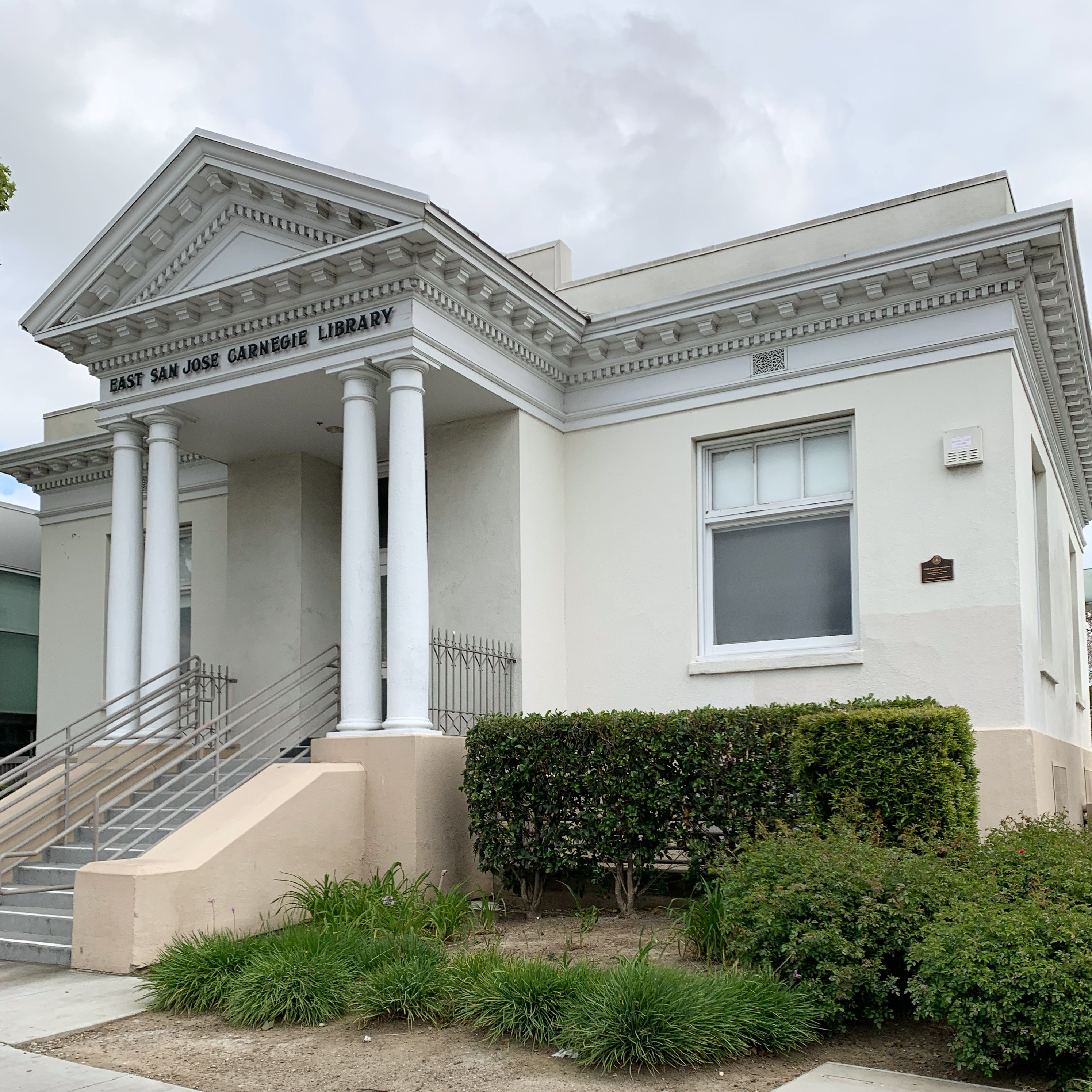 East San Jose Carnegie Library
