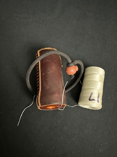 A-07 Traditional strap on string tracker | Archery Resale