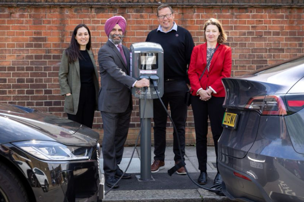 Redbridge boosts green travel with new fast EV chargers in partnership ...