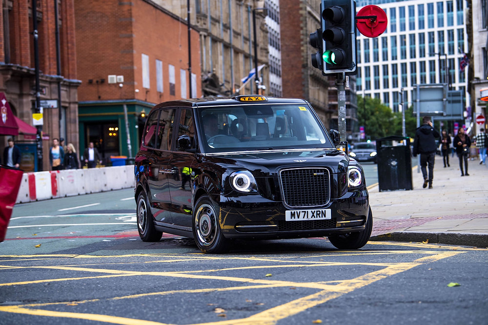 Clean cab cash rolls out as Manchester processes 193 taxi upgrade bids ...