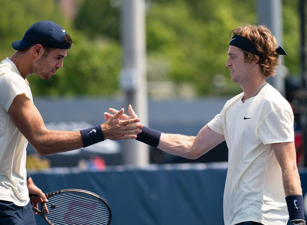 Stefanos Tsitsipas New Racket 2021 Wilson Blade