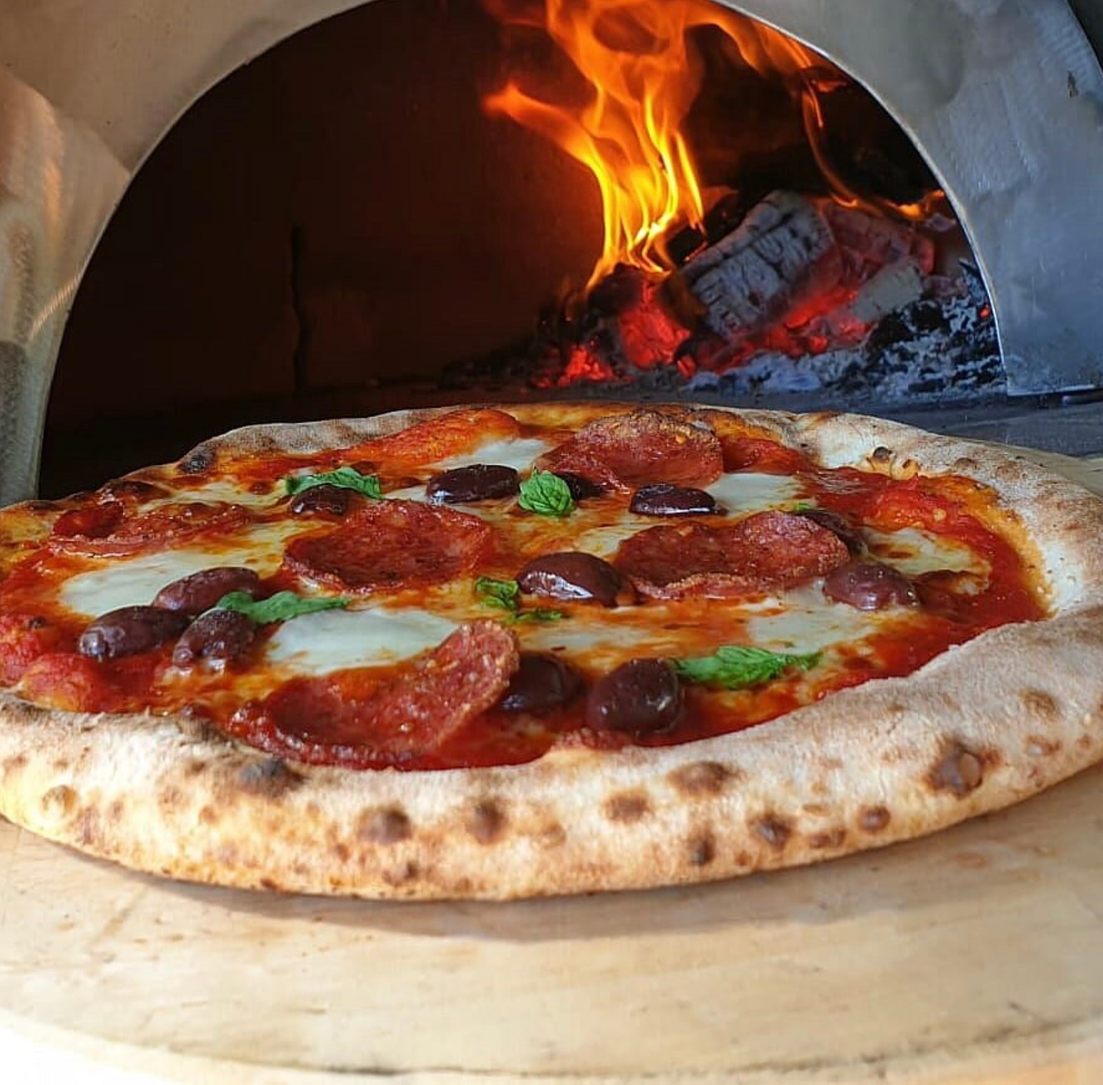 PETER EVA PIZZA