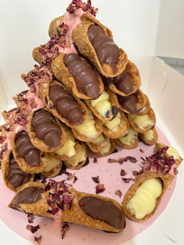 Pretty in pink large cannoli 21 pcs | Cannoli collezioni