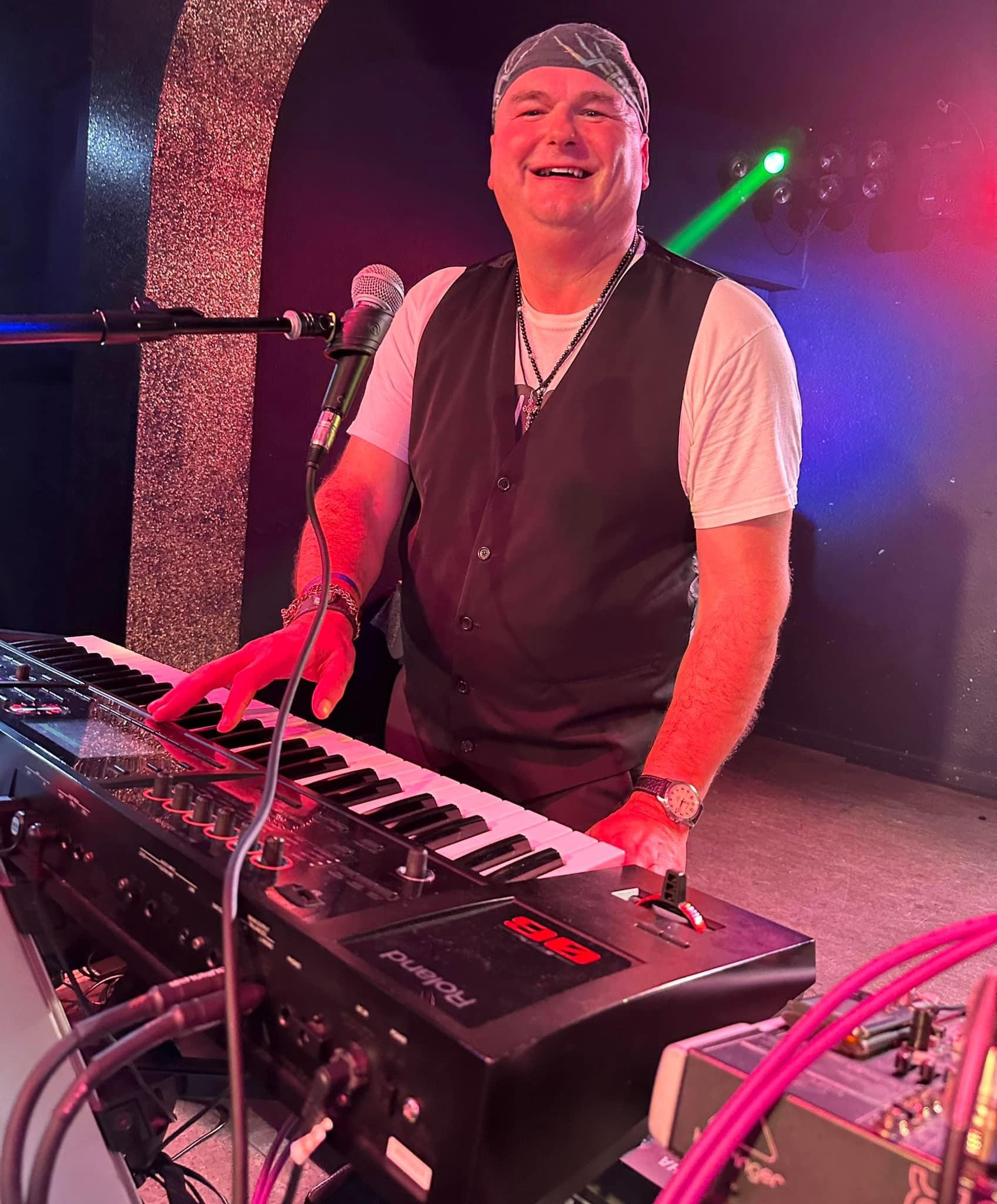 ELECTRIFYING 80'S | The Cosey